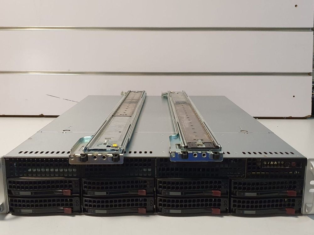 Supermicro CSE-825 SC825 E3-1260L inkl. Rackschienen (Gebraucht) in ...