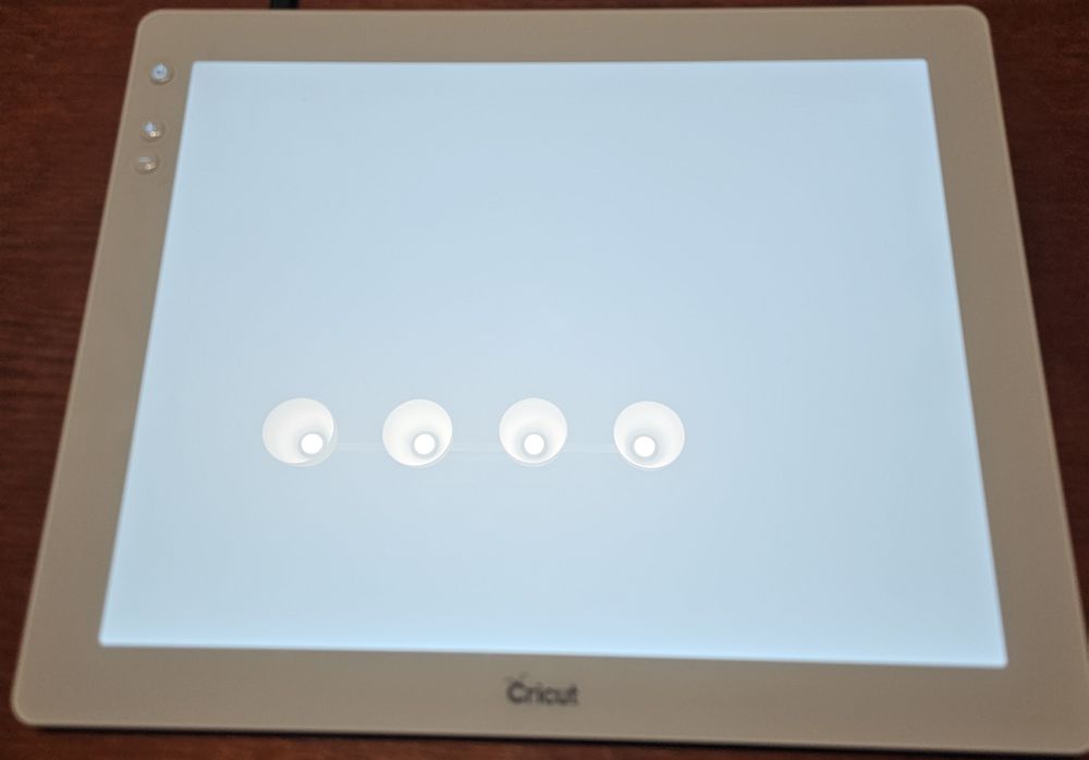 Table lumineuse CRICUT Bright Pad (Gebraucht) in HENNIEZ für CHF 35 ...