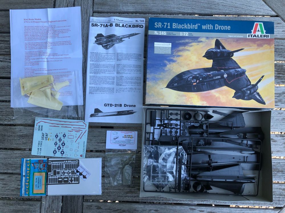 Italeri SR-71 Blackbird with Drone 1/72 (Gebraucht) in Lobsigen für CHF 39 – mit Lieferung auf ...