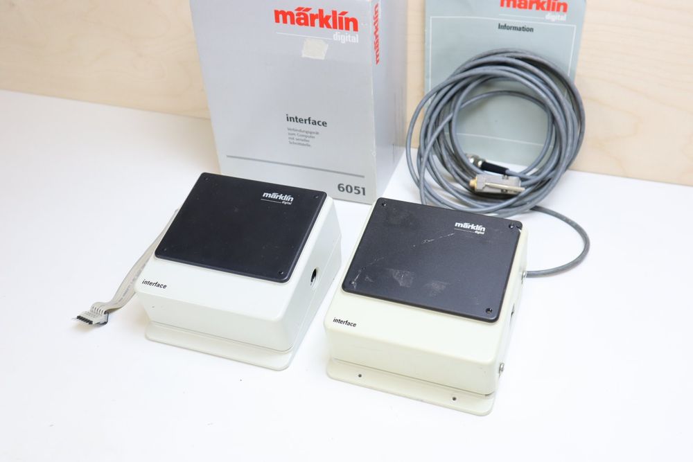 Märklin 2 x Interface 6051/6050 + Kabel - Digital (Gebraucht) in ...