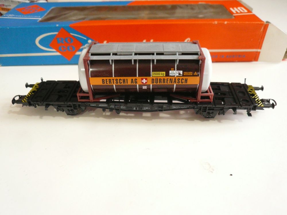 ROCO H0 DC RUNGENWAGEN MIT " BÄRTSCHI CONTAINER " IN OVP | Kaufen auf ...