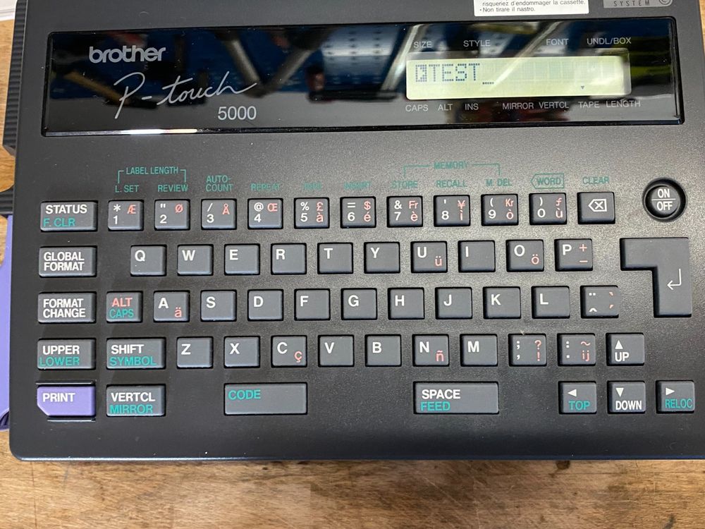 Beschriftungsgerät Brother P-Touch 5000 inkl. Schriftbänder (Gebraucht ...