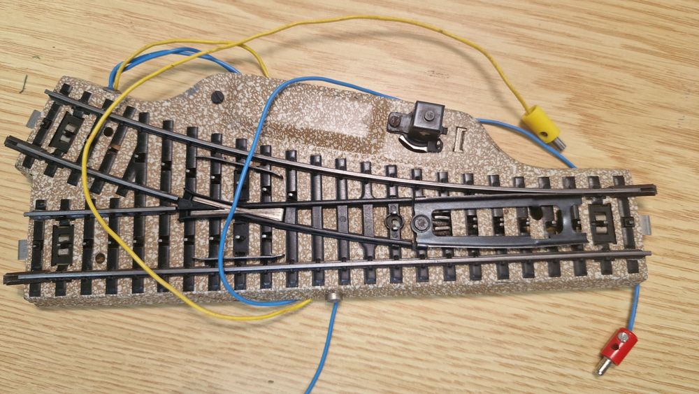 Märklin, H0, M-Gleis, Elektroweiche 5204 (Gebraucht) in Weisslingen für ...