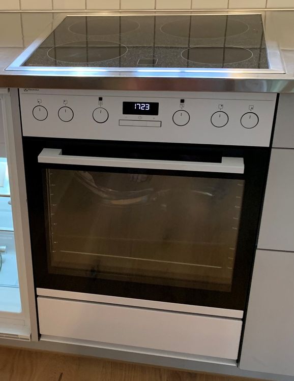 Kochherd / Backofen mit Keramikfeld (Electrolux) (Gebraucht) in ...
