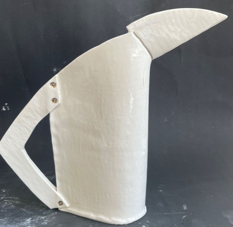 Designer Keramik Krug unleserlich Signiert (Gebraucht) in Root für CHF 25 – mit Lieferung auf ...