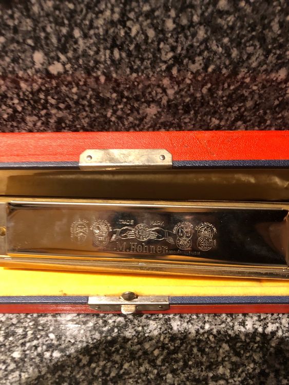 Zu Verkaufen altes Hohner Chromonika 3 (Gebraucht) in für CHF 20 – mit ...