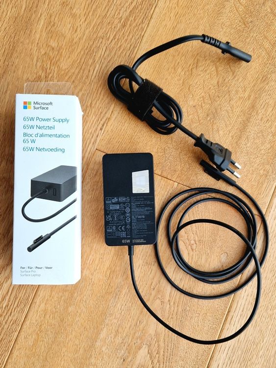 Microsoft Surface Netzteil 65W (original) | Kaufen auf Ricardo Microsoft Surface Netzteil 65W (original) | Kaufen auf Ricardo