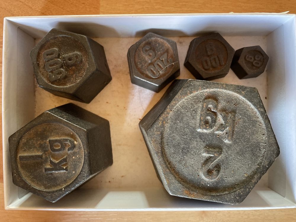 Gewichte Set 2KG, 1KG, 0.5Kg 0.2KG 0.1KG & 0.05KG (Gebraucht) in St. Gallen für CHF 45.5 – mit ...