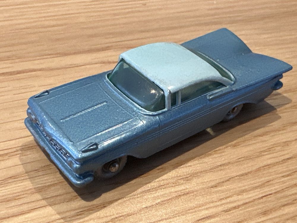 Matchbox RW 57B Chevrolet Impala rare mittel-blaue Bodenplat (Gebraucht ...