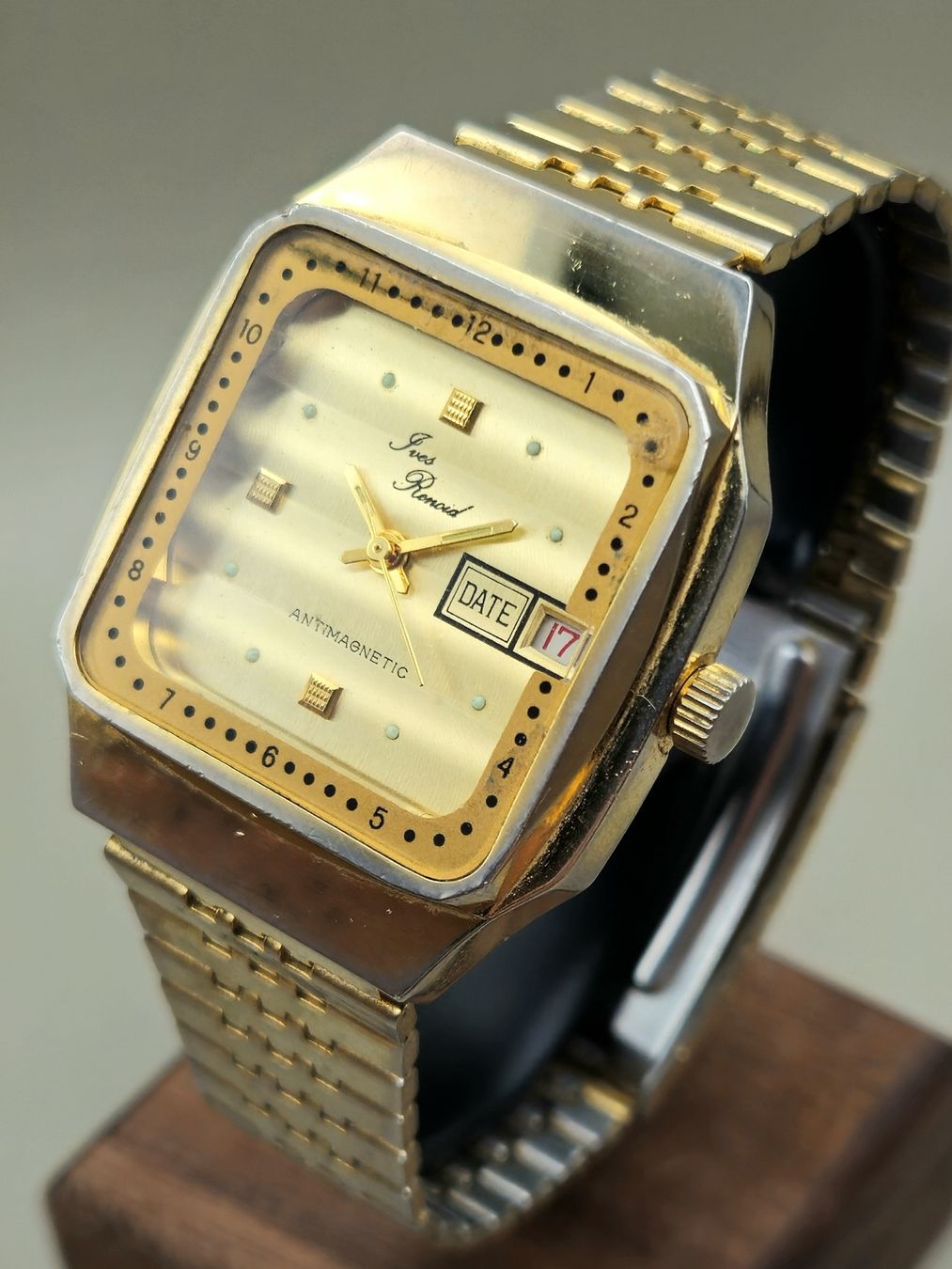 🔥 Yves Renoid - Vintage Day-Date- Handaufzug ab 1 CHF 🔥 (Defekt) in ...