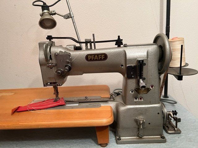 Pfaff 345 Industrienähmaschine ,3-Fachtransport Nähmaschine (Gebraucht ...