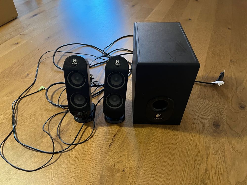 Logitech 2.1 Soundanlage (Gebraucht) in Zürich für CHF 25 – mit ...