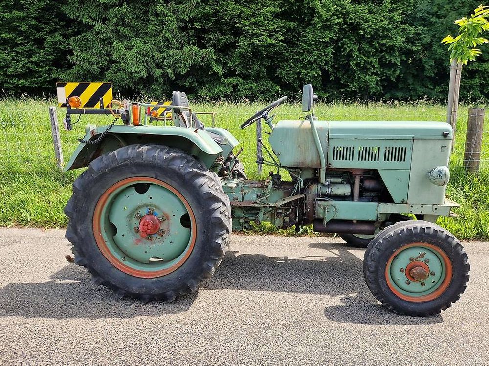 Bührer Traktor OS13 Tractospeed inkl. Doppelräder (Defekt) in Dürnten ...