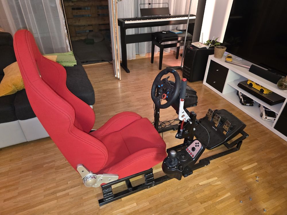 Sim Racing Rig - Logitech G29 (Gebraucht) in Härkingen für CHF 350 ...