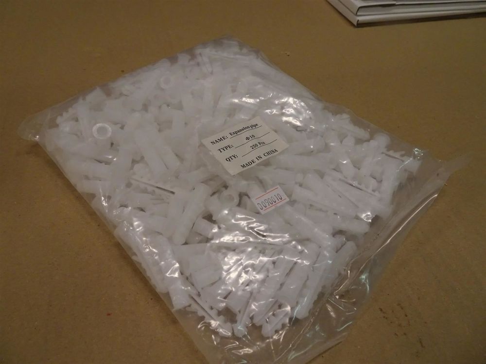 x536 250stk neue Kunststoff-Dubel Ø 10mm | Kaufen auf Ricardo