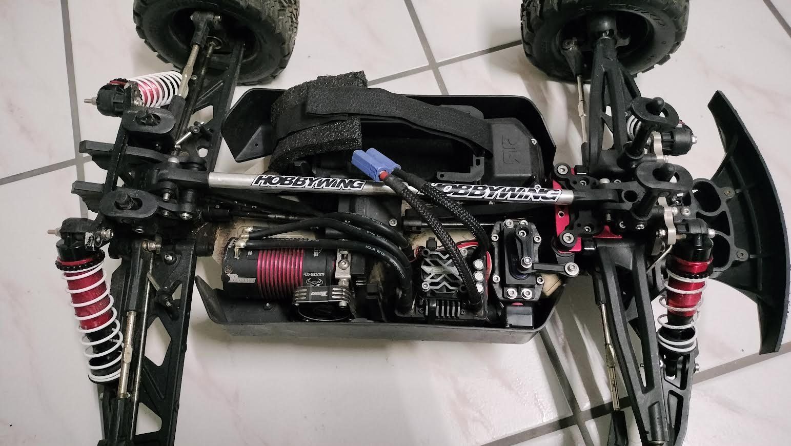 Arrma Stunt Truck 6s Hobbywing max8 Rocket Motor (Defekt) in Abtwil SG ...