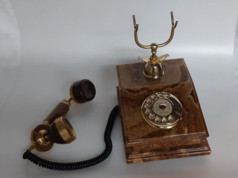 Telefon alt mit Wählscheibe, aus Marmor (Gebraucht) in Winterthur für ...