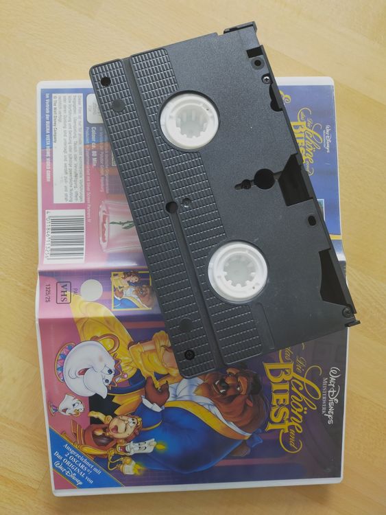 VHS Walt disney die schöne und das biest (Gebraucht) in Aesch BL für CHF 25 – mit Lieferung auf ...