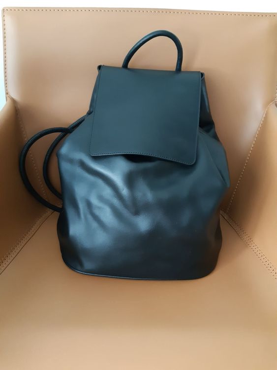 COS black leather backpack (Gebraucht) in Basel für CHF 40 – mit ...