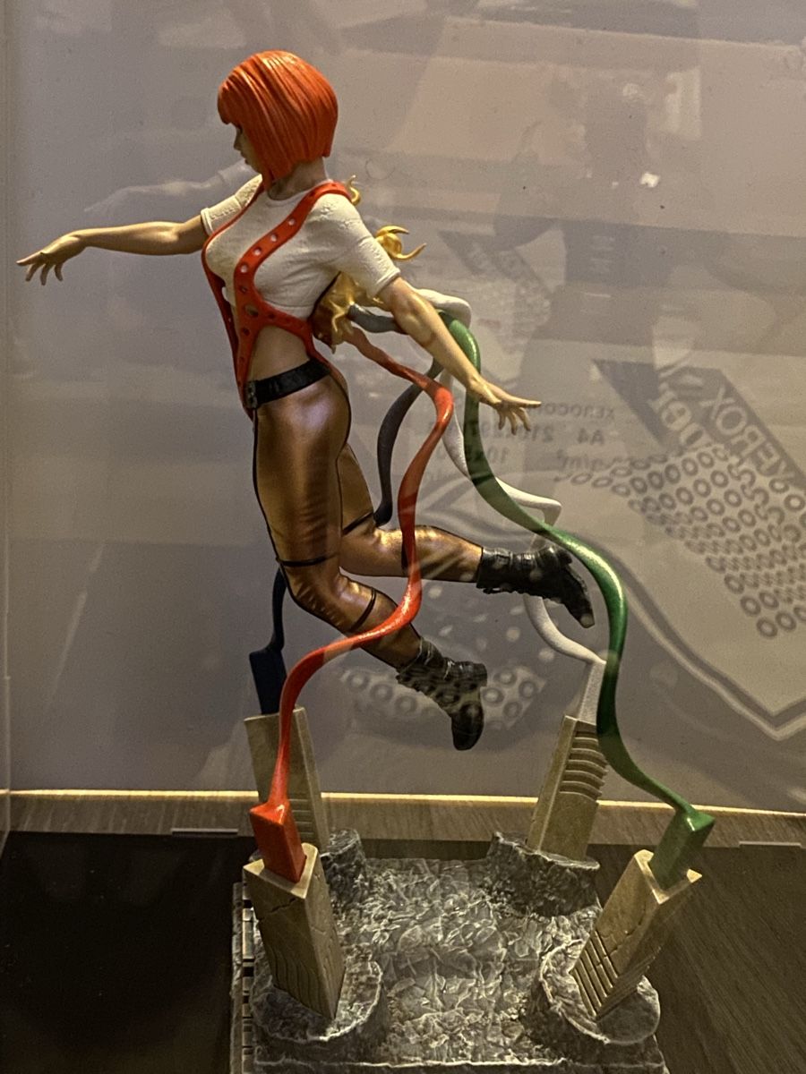 Figurine Leeloo du Cinquième Élément - Collector 49 cm (Neuf (Voir ...
