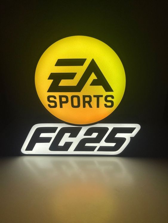 EA Sports FC25 Logo mit LEDs (Neu (gemäss Beschreibung)) in Luzern für ...