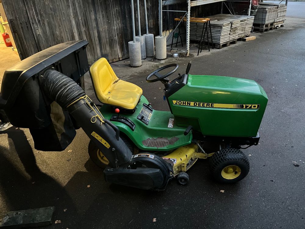 John Deere 170 Rasentraktor (Gebraucht) in Bülach für CHF 760 – nur ...