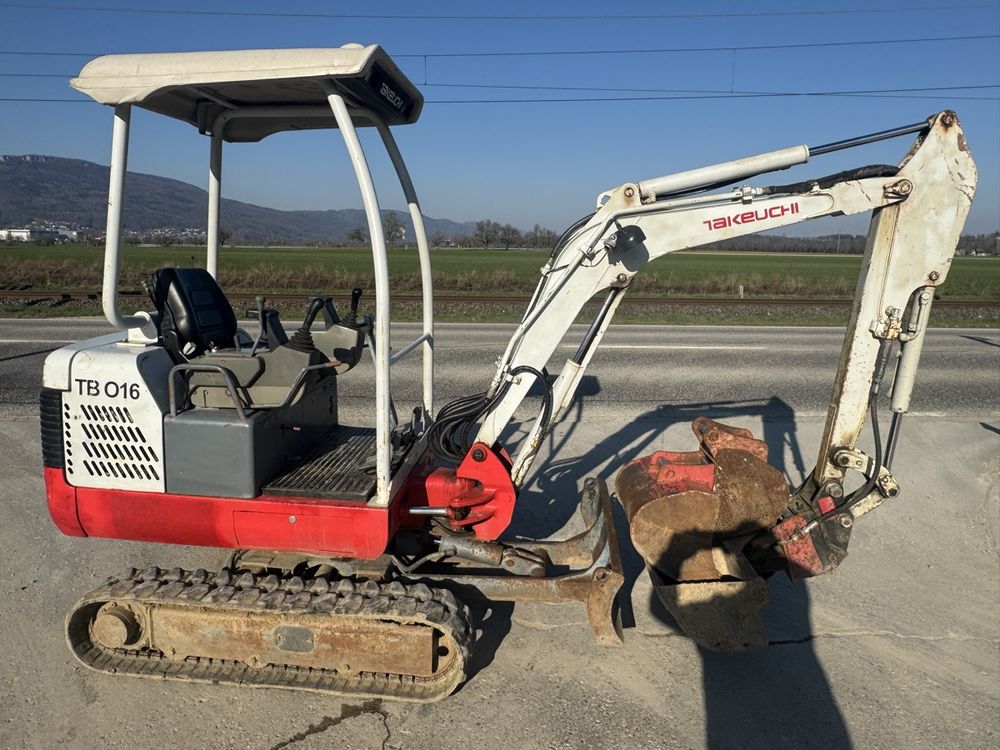 Takeuchi TB 016 mit Martin Schnellwechsler (Gebraucht) in Niederbipp ...