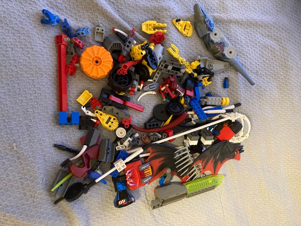500 gramm Lego Bionicel Teile ab 1 Franken (Gebraucht) in Volketswil für CHF 3 – mit Lieferung ...