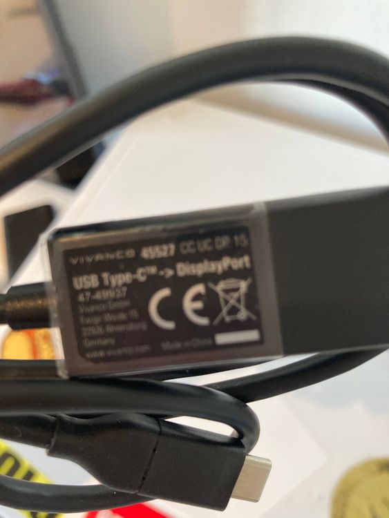 USB-C to Display-Port Cable | Kaufen auf Ricardo