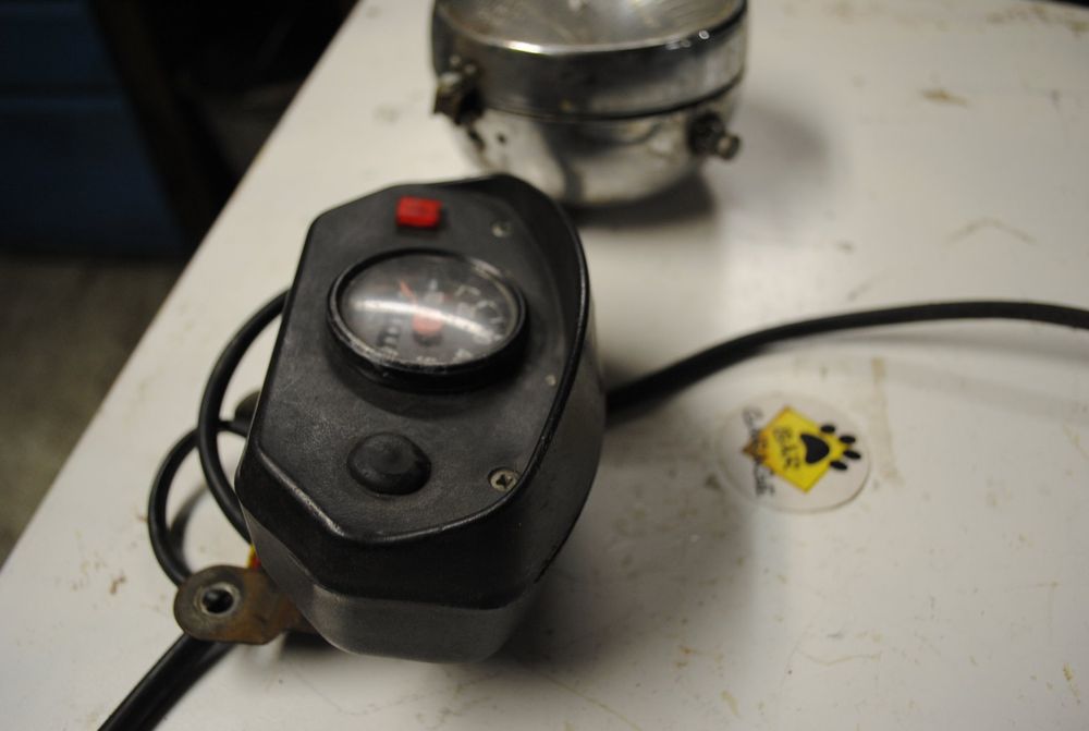 Cockpit Tacho Lampe Scheinwerfer CEV Mofa Töffli Sachs Puch (Gebraucht) in Subingen für CHF 99. ...