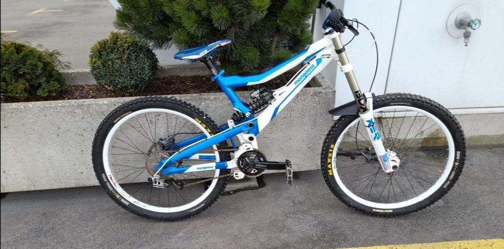 Downhill Mongoose (Gebraucht) in HORGEN für CHF 500 – nur Abholung auf ...