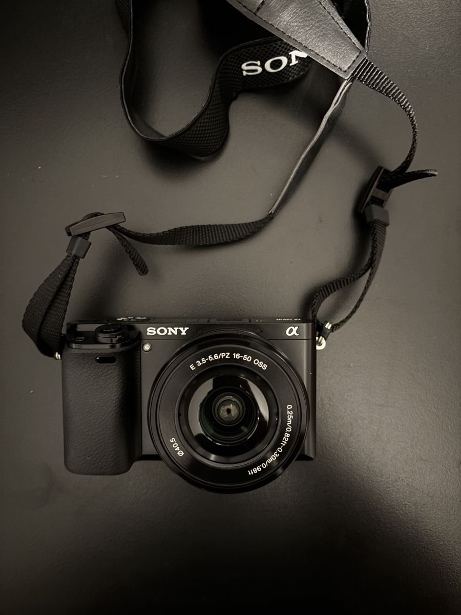Sony Alpha 6000 - Top Zustand, wenig benutzt mit Zubehör! (Gebraucht ...