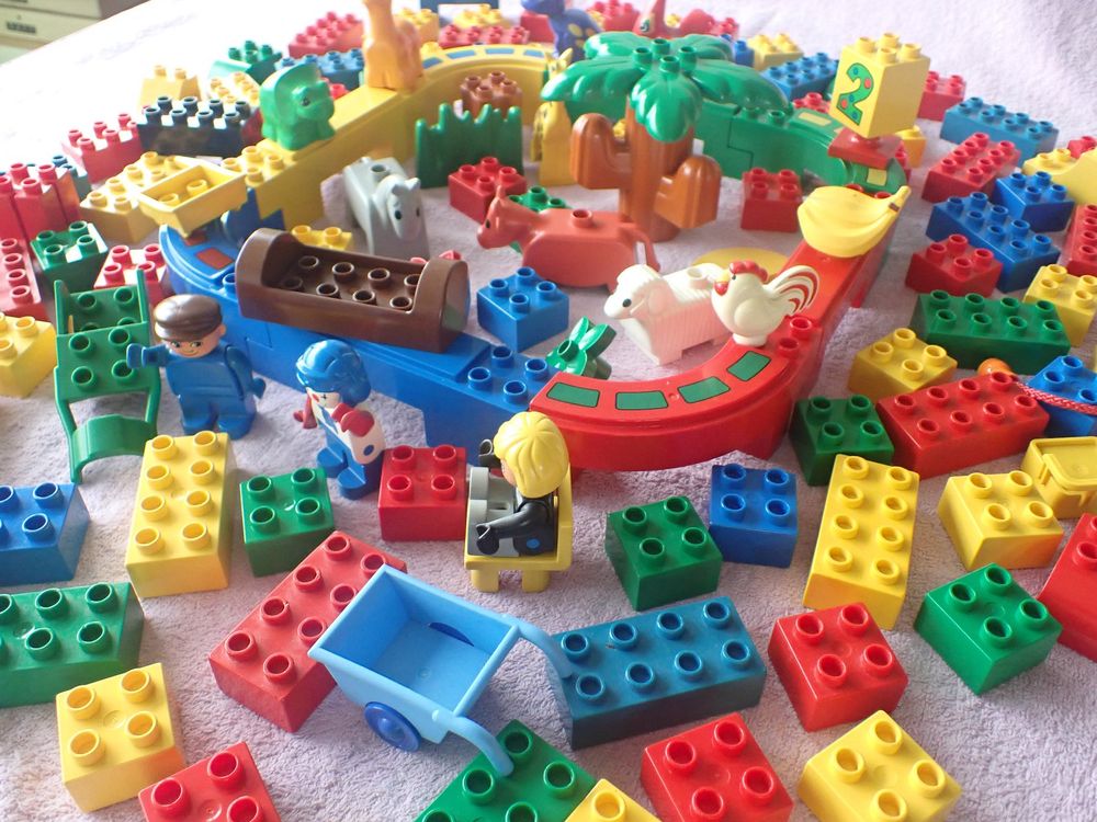 viele Lego DUPLO Steine Tiere, Dinos und Figuren 130 Teile (Gebraucht) in Geroldswil für CHF 21 ...