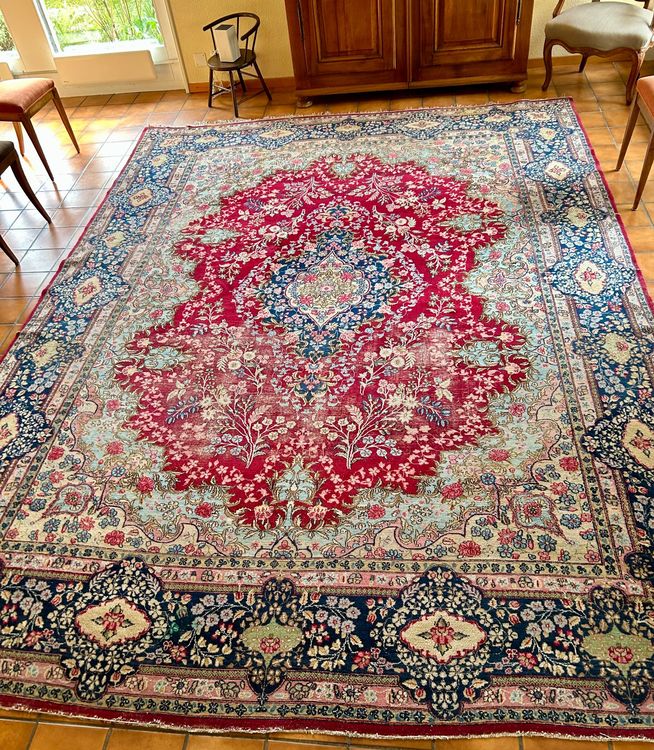 Tapis oriental Kirman rouge et bleu, pièce unique, fait main (D ...
