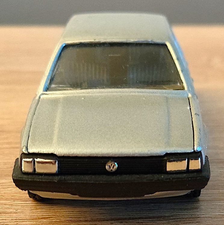 VW Golf Santana GL1:43 55 KW 75 PS Model 1015 (Gebraucht) in Grandson ...