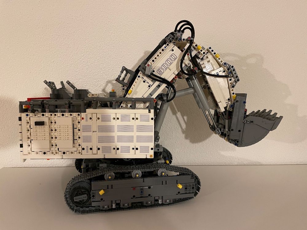 LEGO Liebherr Bagger R 9800 | Kaufen auf Ricardo