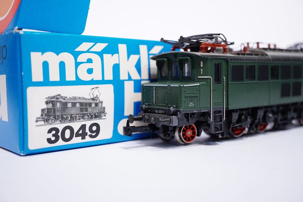 5œ Märklin 3049 DB BR 104 E-Lok (Gebraucht) in Thun für CHF 93 – mit ...