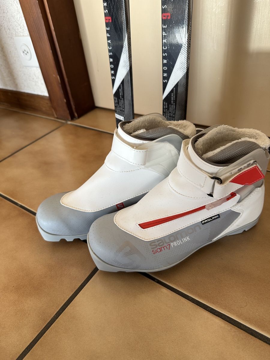 Ski de fond + chaussures (D'occasion) à Fribourg pour CHF 90 – retrait ...