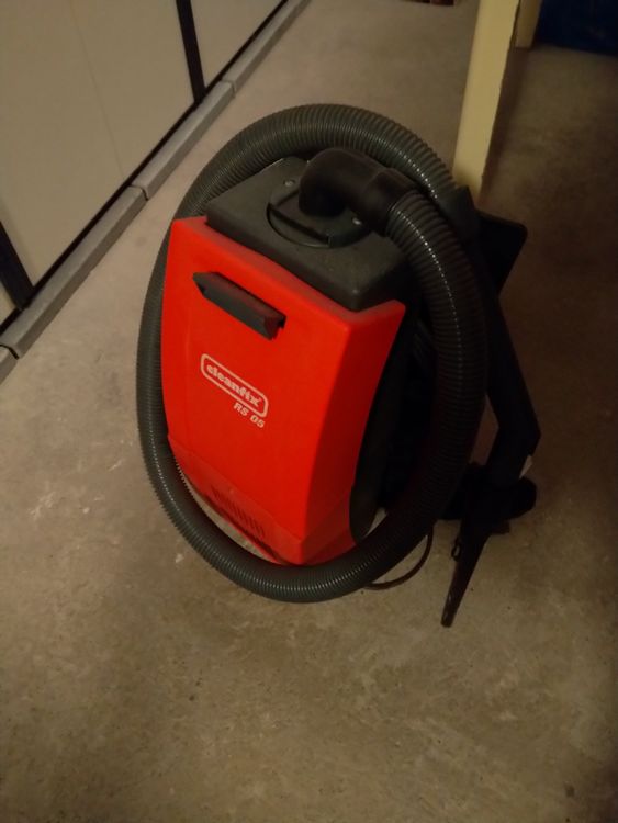 Rückenstaubsauger (Gebraucht) in Oberburg für CHF 135 – nur Abholung ...