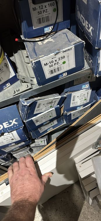 Bolzenanker Diverse Grössen Abholung! (Neu und originalverpackt) in Sulz AG für CHF 400 – nur ...