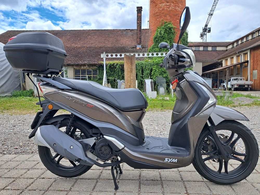 SYM Symphony ST 125 Roller Scooter (Gebraucht) in Hallau für CHF 504 ...