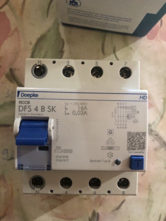 Disjoncteur différentiel Doepke DFS 4 016-4/0,03-B SK HD 54 (Neuf avec emballage d'origine) à ...