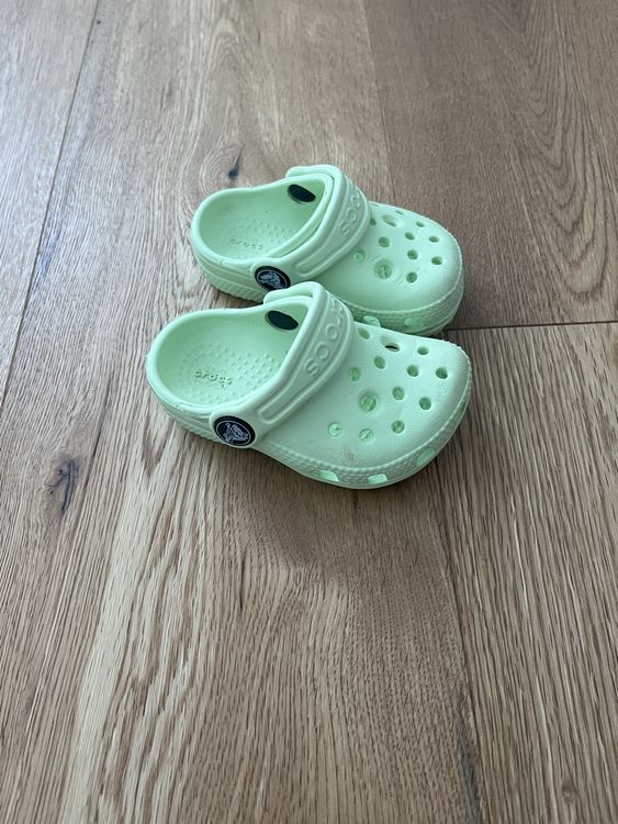 Crocs, Gr. 19 (Gebraucht) in Interlaken für CHF 15 – mit Lieferung auf ...