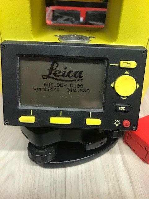 Leica Builder R100 Tachymeter | Kaufen auf Ricardo