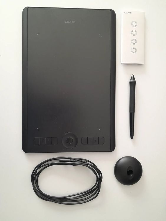 Wacom Intuos Pro M | Kaufen auf Ricardo