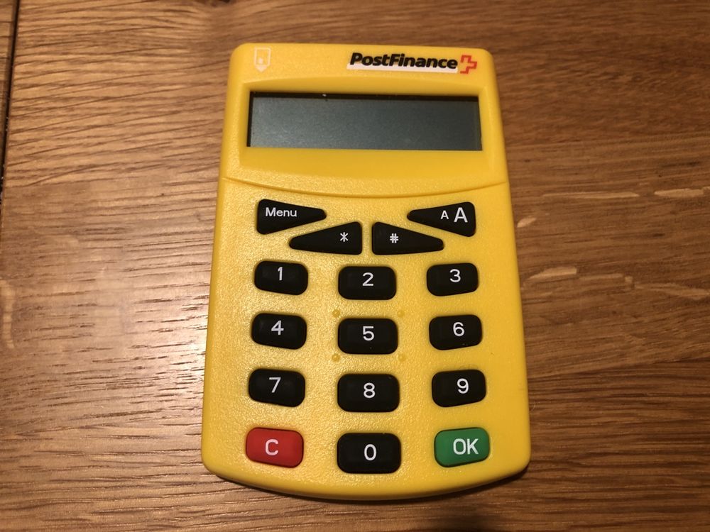 PostFinance eBanking Login Reader (Gebraucht) in Henggart für CHF 6 ...