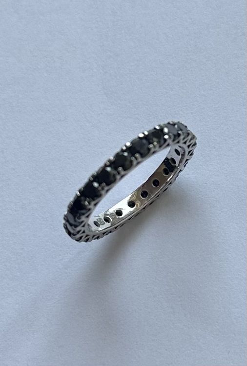 Alliance Ring mit schwarzen Diamanten 750 Weissgold | Kaufen auf Ricardo