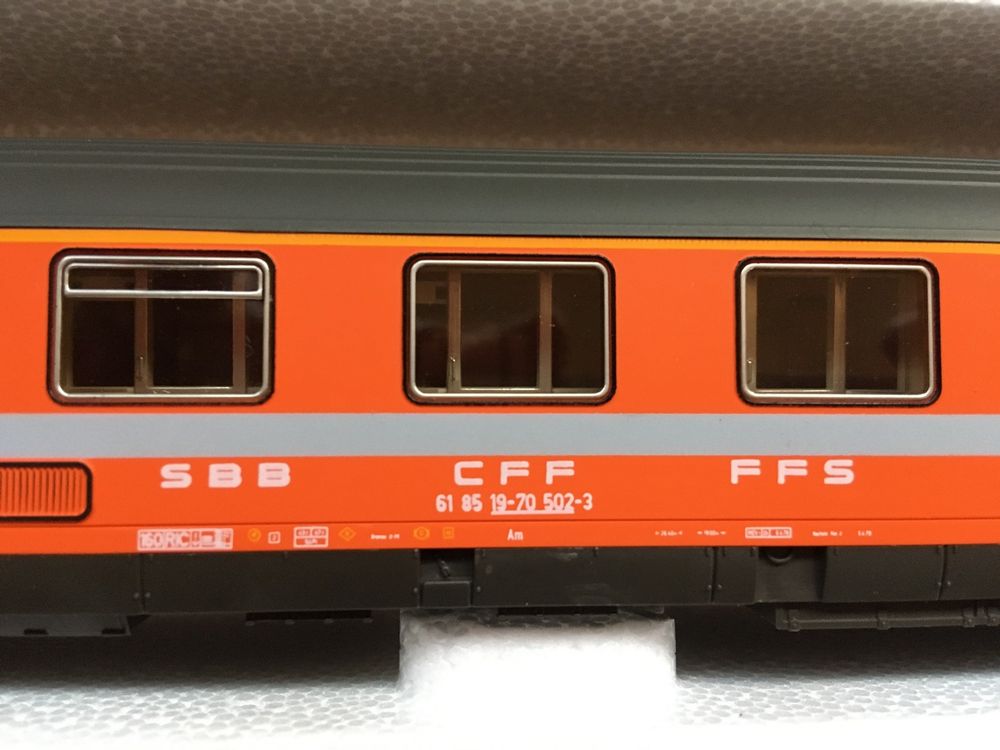 2 SBB-Eurofimawagen Roco und Heris (Neu (gemäss Beschreibung)) in ...