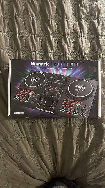 Numark Party Mix DJ Controller mit Sampler (Neu (gemäss Beschreibung)) in Cham für CHF 65 – mit ...