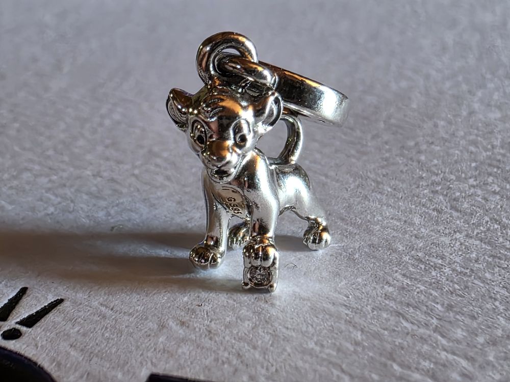 100 Jahre Disney Simba Pandora (Neu und originalverpackt) in Zernez für ...